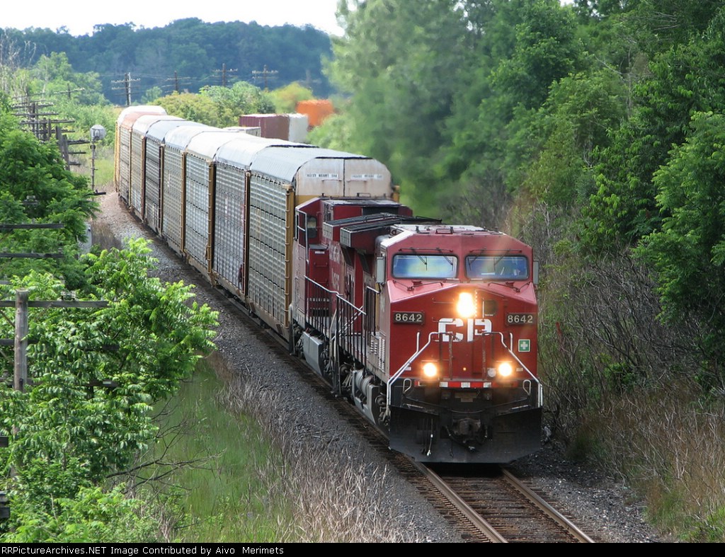 CP 8642 at Lobo Siding.